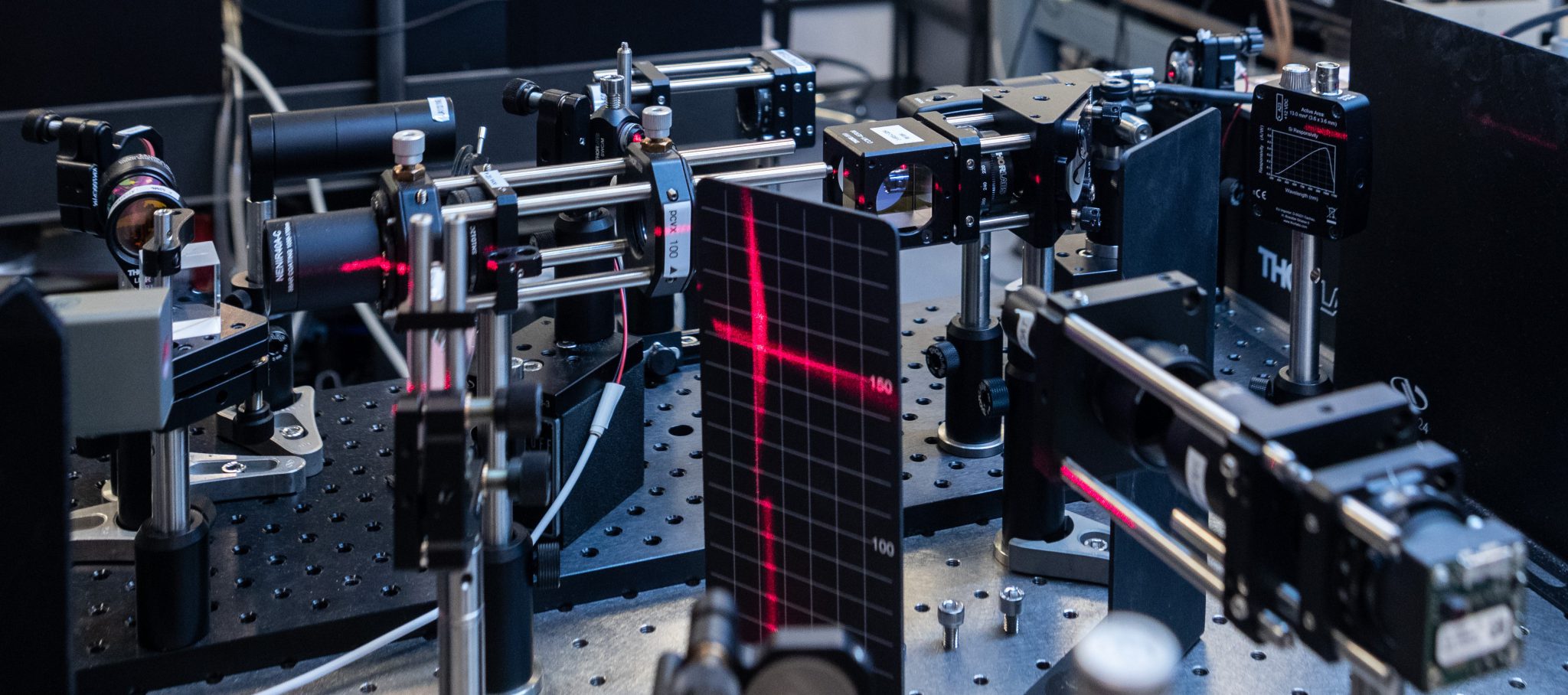 All-Laser Technology Poised to Outperform Quantum and Classical HPC - LightSolver